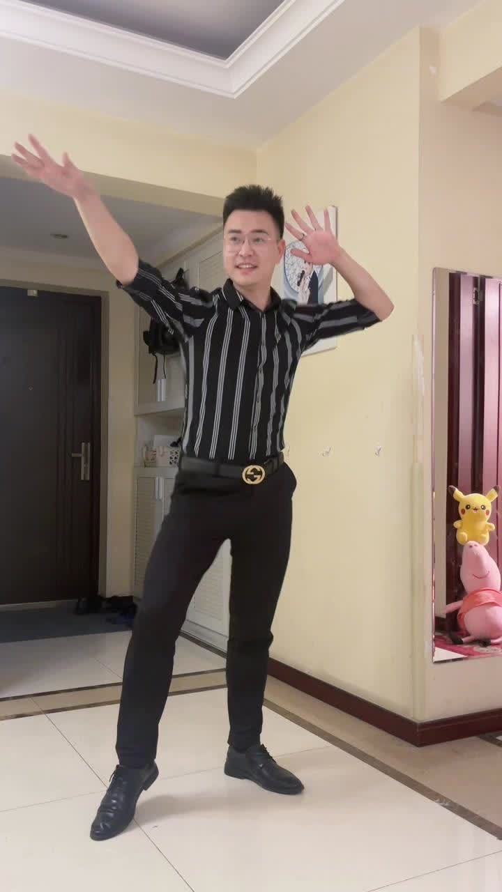 #乡村教师 #跳舞 #老师 #小城夏天 你们想看的甜甜的夏天舞蹈❤️@ ...