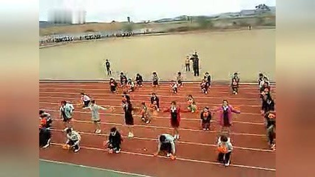 鹿山09年首届校运会鲜花队排练(上)_标清