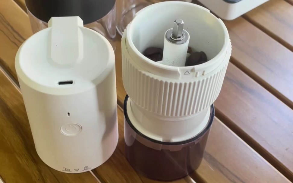 伸缩电动磨豆机制作手冲咖啡☕