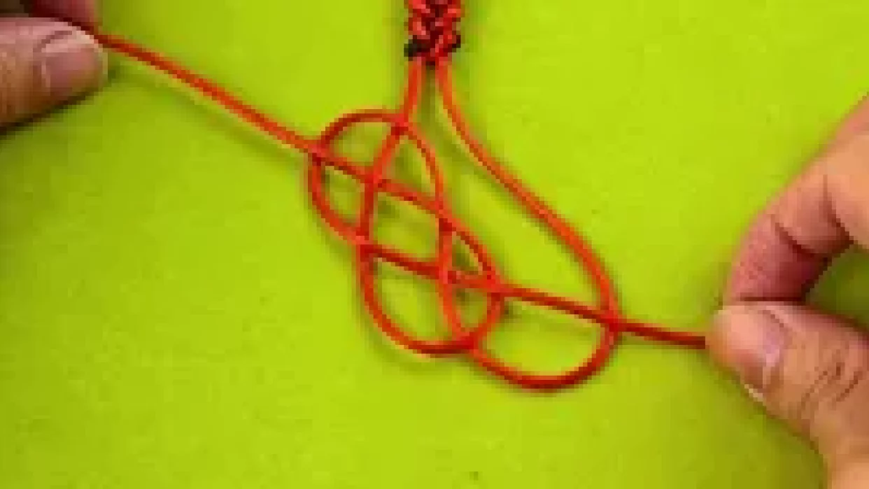 编织手链教程:编法简单的龙骨手链,编一条当两条用