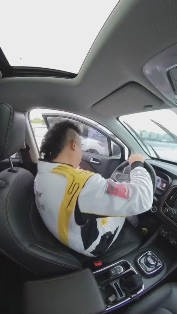 ...看点不同的(开车请系好安全带,封闭场地专业演出,请勿模仿)全能大魔王