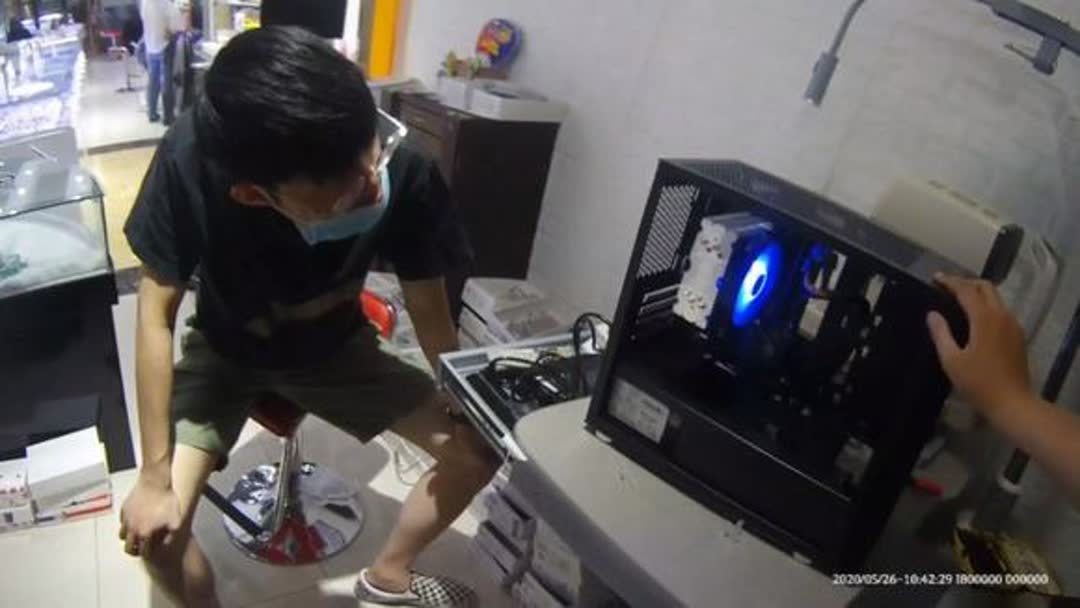 客户3600元买i7 9700CPU以及全部电脑配件让上门装机快来看看效果