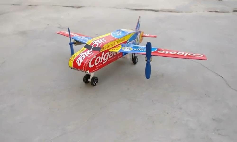 「玩具模型系列」用牙膏盒制作玩具飞机模型的方法,非常简单!