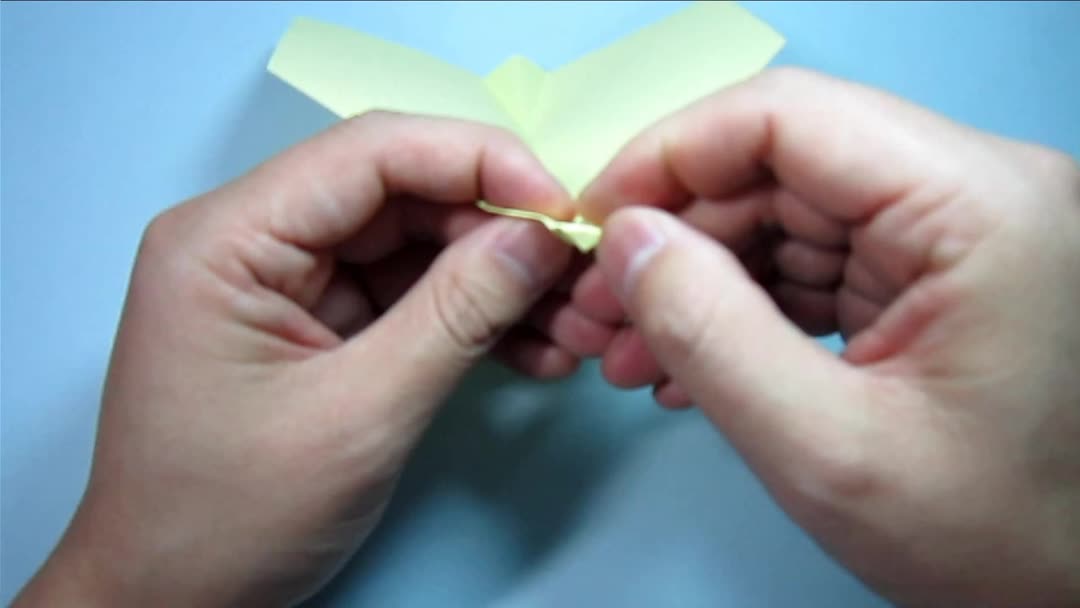 简单的手工折纸飞机:叠飞机的方法