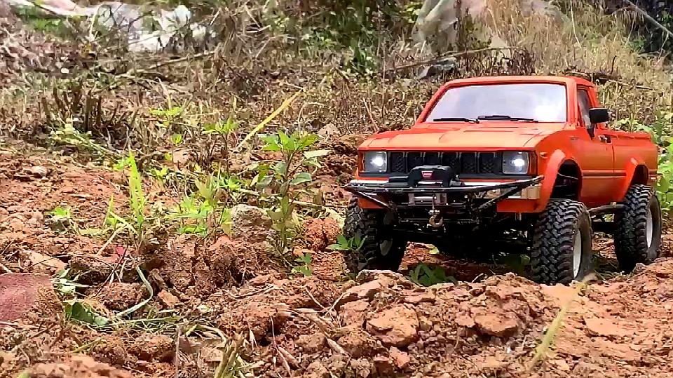 Rc模型车泥地越野性能测试,看完之后心动了吗