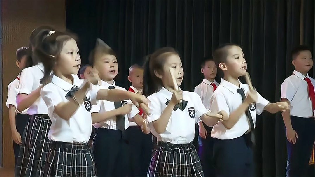 礼仪植于心 佛山启动文明礼仪主题宣传活动