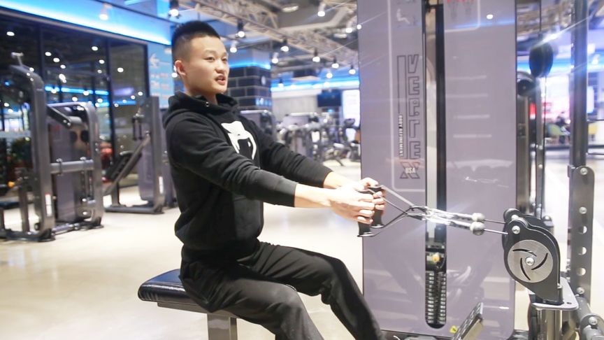 健身房器材运用指南,跟着我了解这两个器材,锻炼好身材更快速