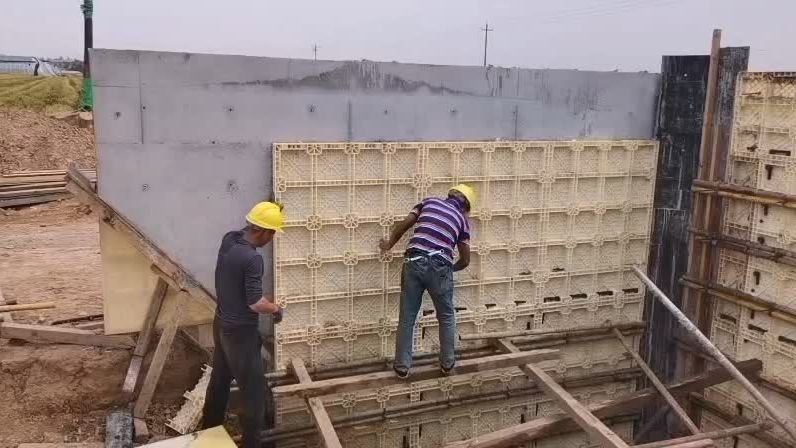 京昆扩容一标涵洞拆模现场,细节拉满#施工现场 #工程人 #工程