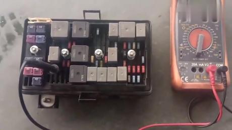 别克君越水温偏高,主驾风扇不转