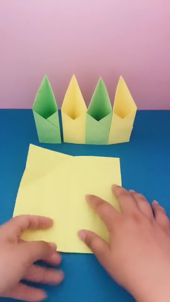 简单好做的折纸笔筒!