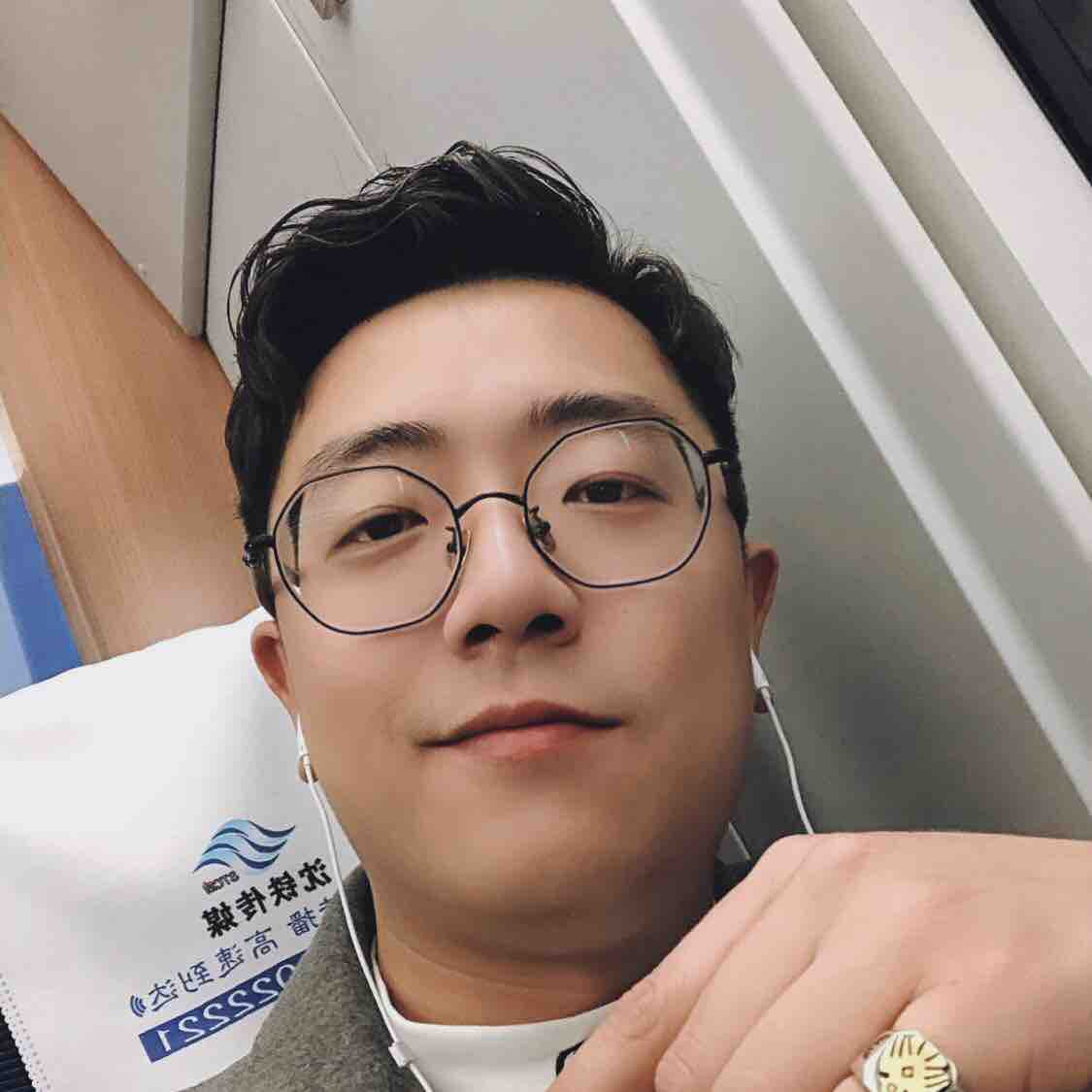 优酷用户1637913774491611 