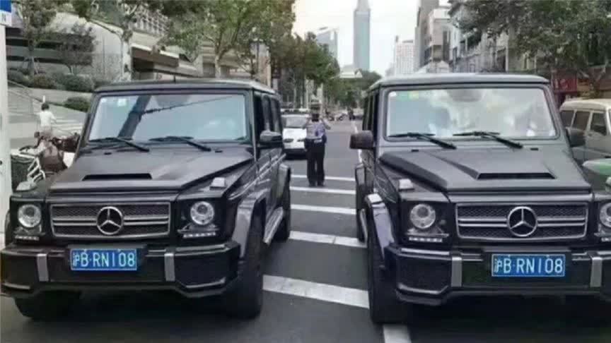 洗车偶遇双胞胎车牌,两位车主一起报警,交警查完当场就笑了