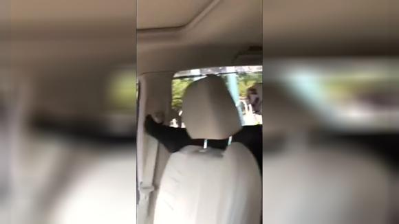 滴滴伸脚女乘客,外表光鲜而里子