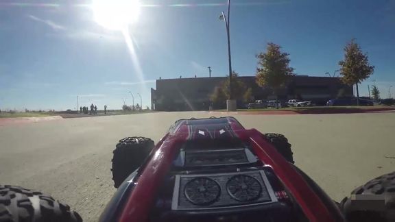 RC遥控模型车 挑战极限特技!