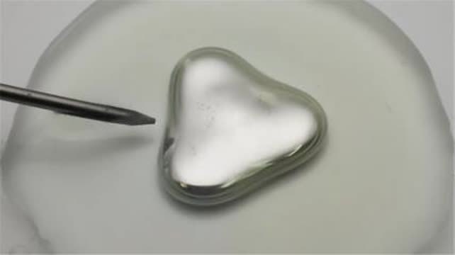 水银稳定性到底有多强?当钉子遇到水银后,发生了有趣的科学现象