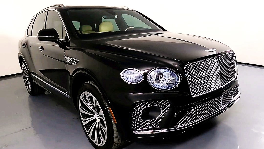 新提的2021款宾利添越,实车太漂亮了,给个不喜欢的理由!