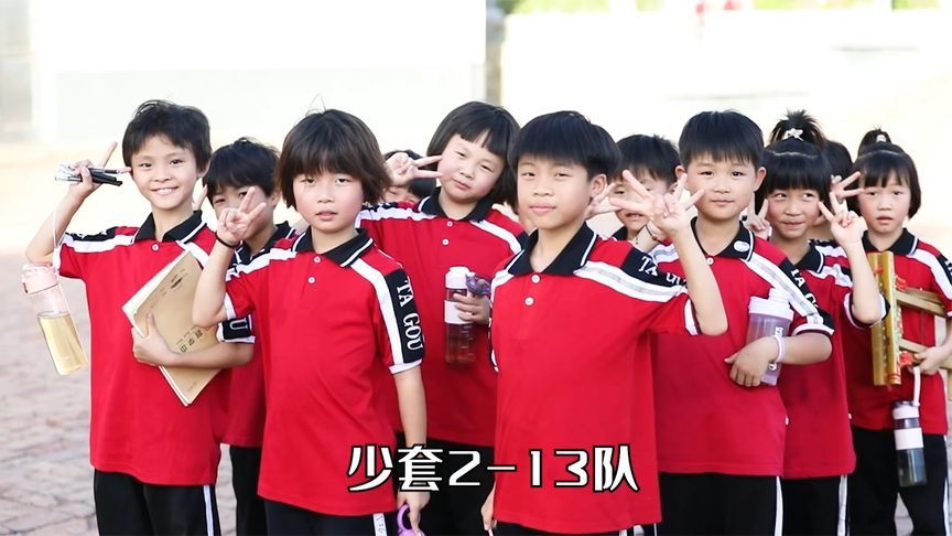 我在塔沟武校学武术:帅气的塔沟功夫小子,很有范儿!