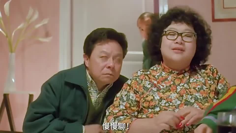 几百斤的重量压下来,骠叔这脚看样子也残废了,这叫声是真凄惨