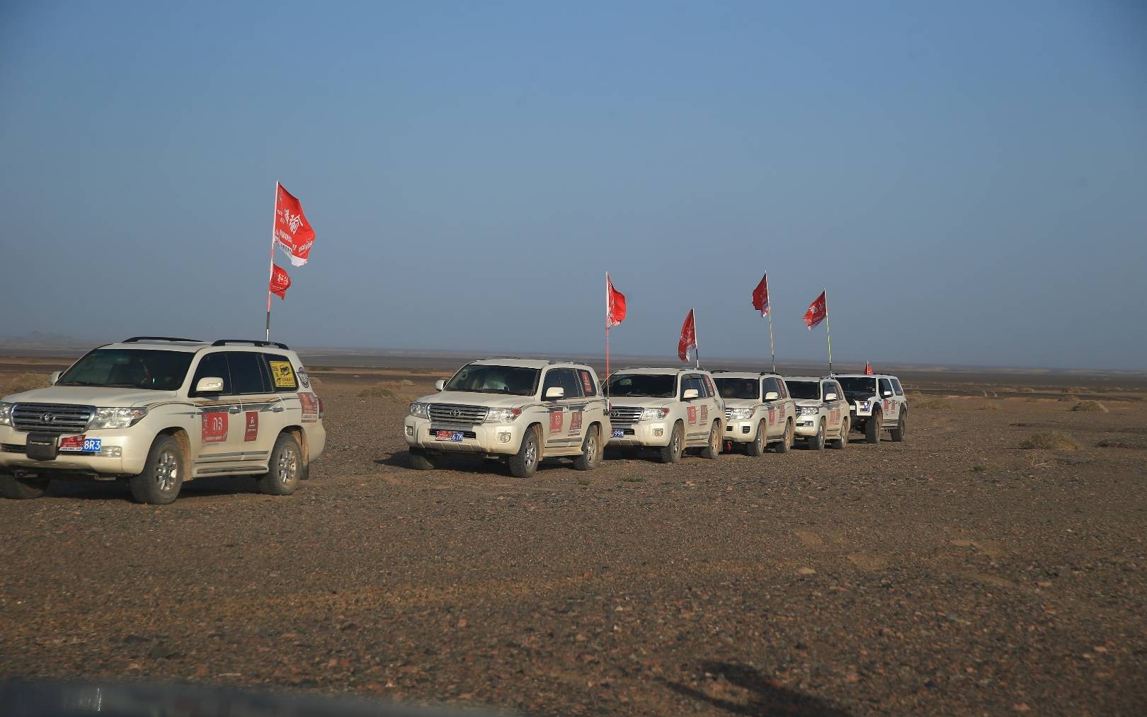 新疆罗布泊无人区探索之旅