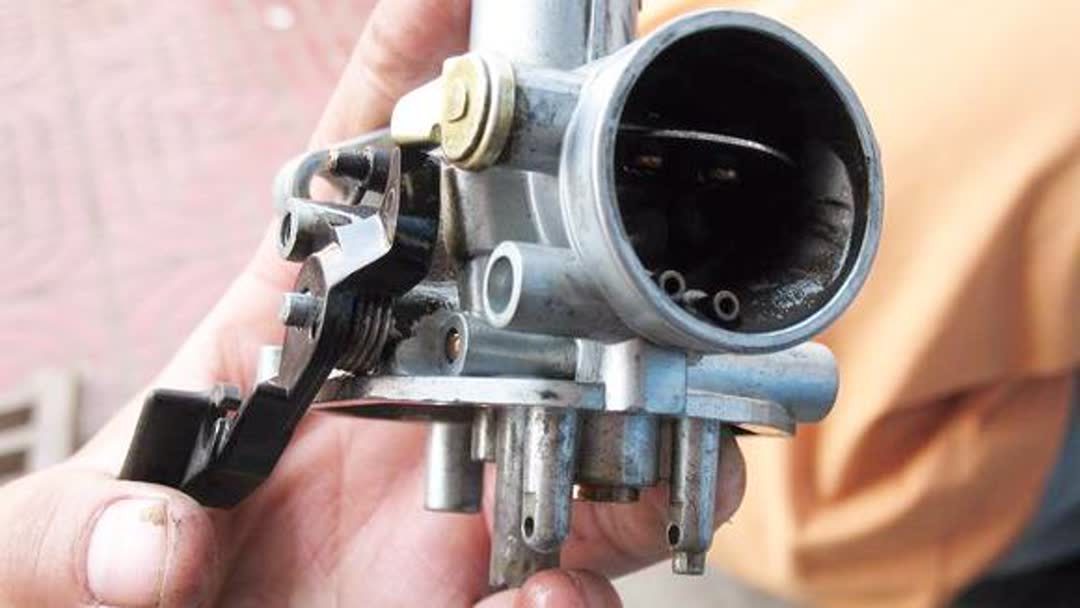 学会这一招化油器清洗不求人