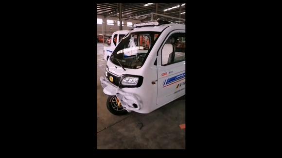 悦途款皮卡三轮摩托车,工信部公告目录产品,能上牌照。