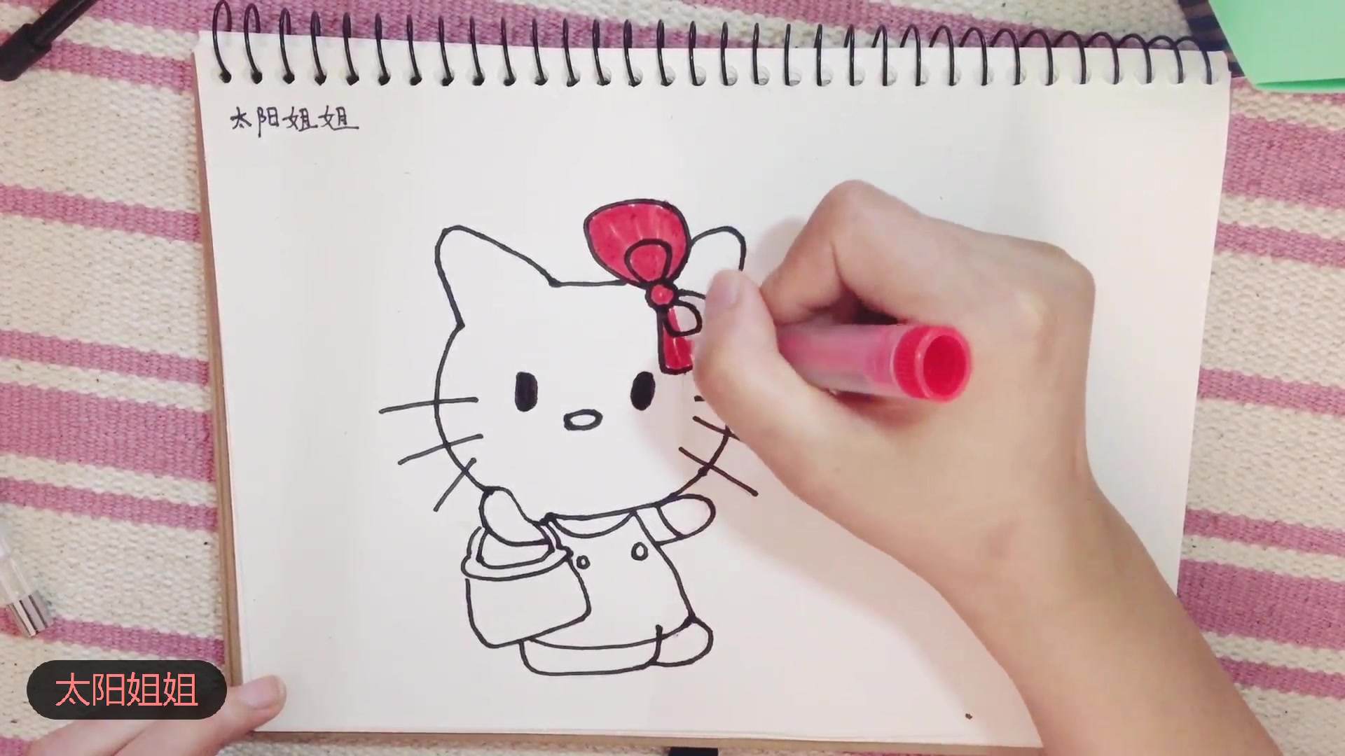 简笔画凯蒂猫,不说了,学会了我要去教小朋友