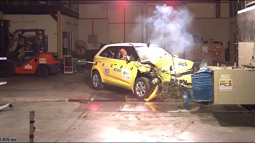 名爵3碰撞测试,结果超乎想象