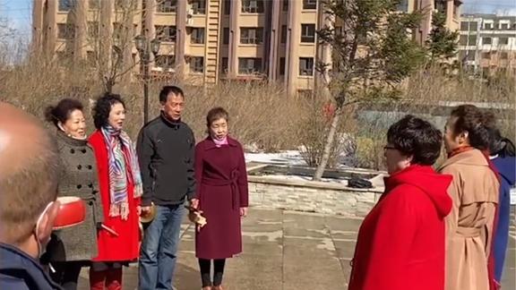 什么是新冠疫苗?东北大妈魔性宣传打疫苗,听一遍就忘不掉