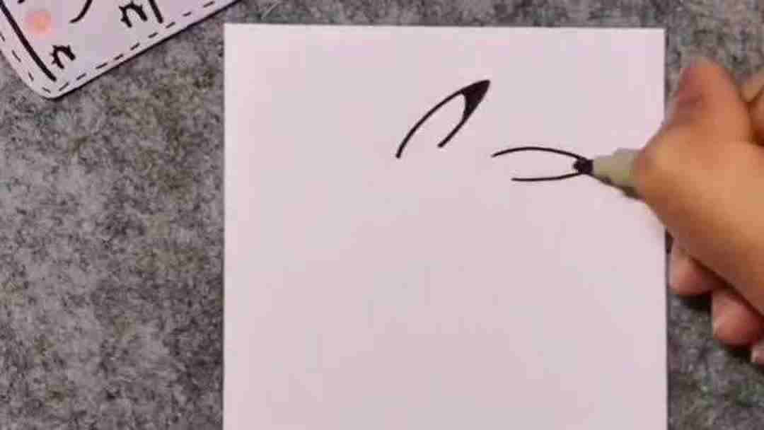 教你们15秒画一只皮卡丘简笔画画画