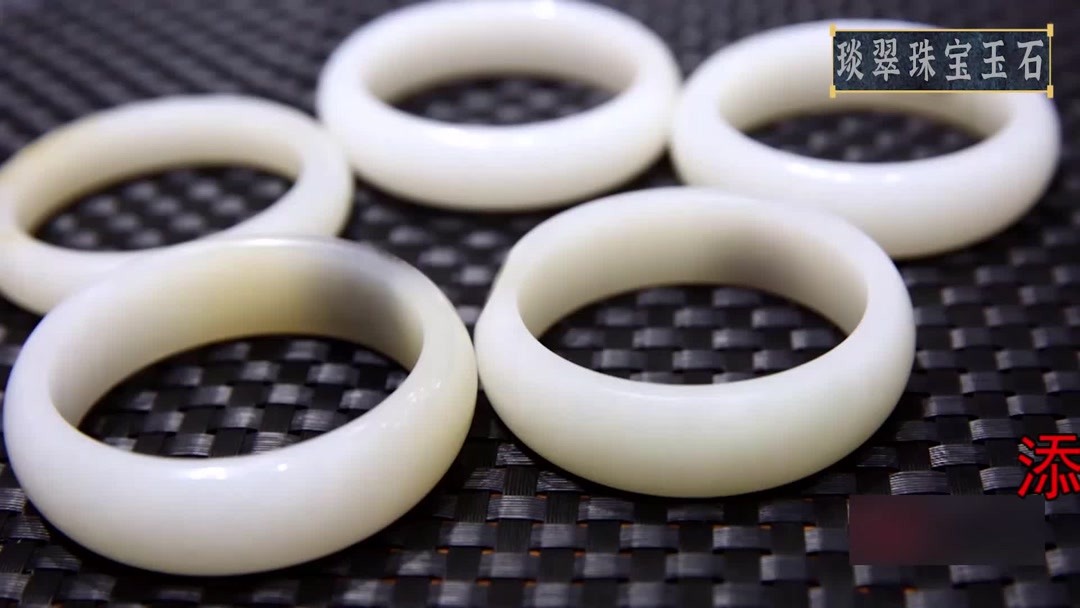 解读和田玉市场价格,如今和田玉手镯啥价?