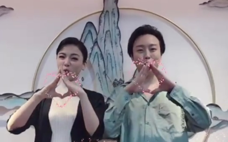 【李玉刚】20201001《今天是你的生日》手势舞