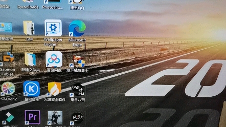 求助,笔记本键盘失灵了,有没有大佬帮我看看咋回事啊