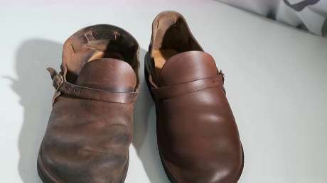 教你如何修复,一双几百的皮鞋,这样的鞋费那么大工夫值吗