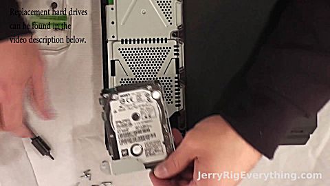 【JerryRigEverything】PS4硬盘更换和SSD升级如何视频