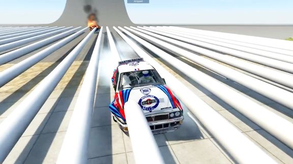 危险的超速驾驶 数条钢管直插驾驶室 拟真车祸模拟游戏