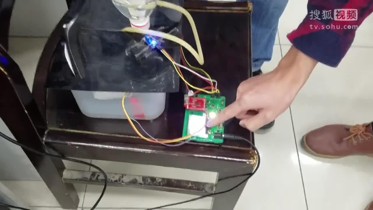 多传感器数据融合的ZigBee无线突水实时监测系统