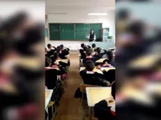 新华小学2017年“喜迎建队日 我是光荣的少先队员”主题队会纪实
