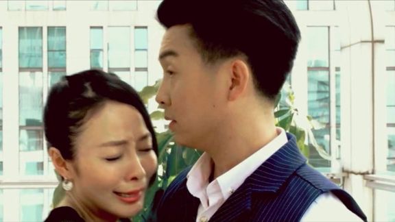 对唱情歌《不敢说的爱》除了静听、别无选择!