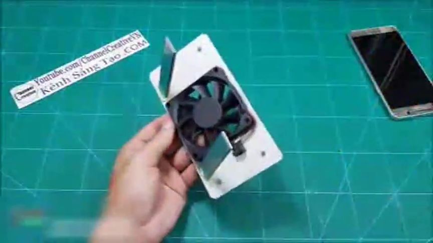 打游戏手机发烫,牛人教你自制手机散热器!