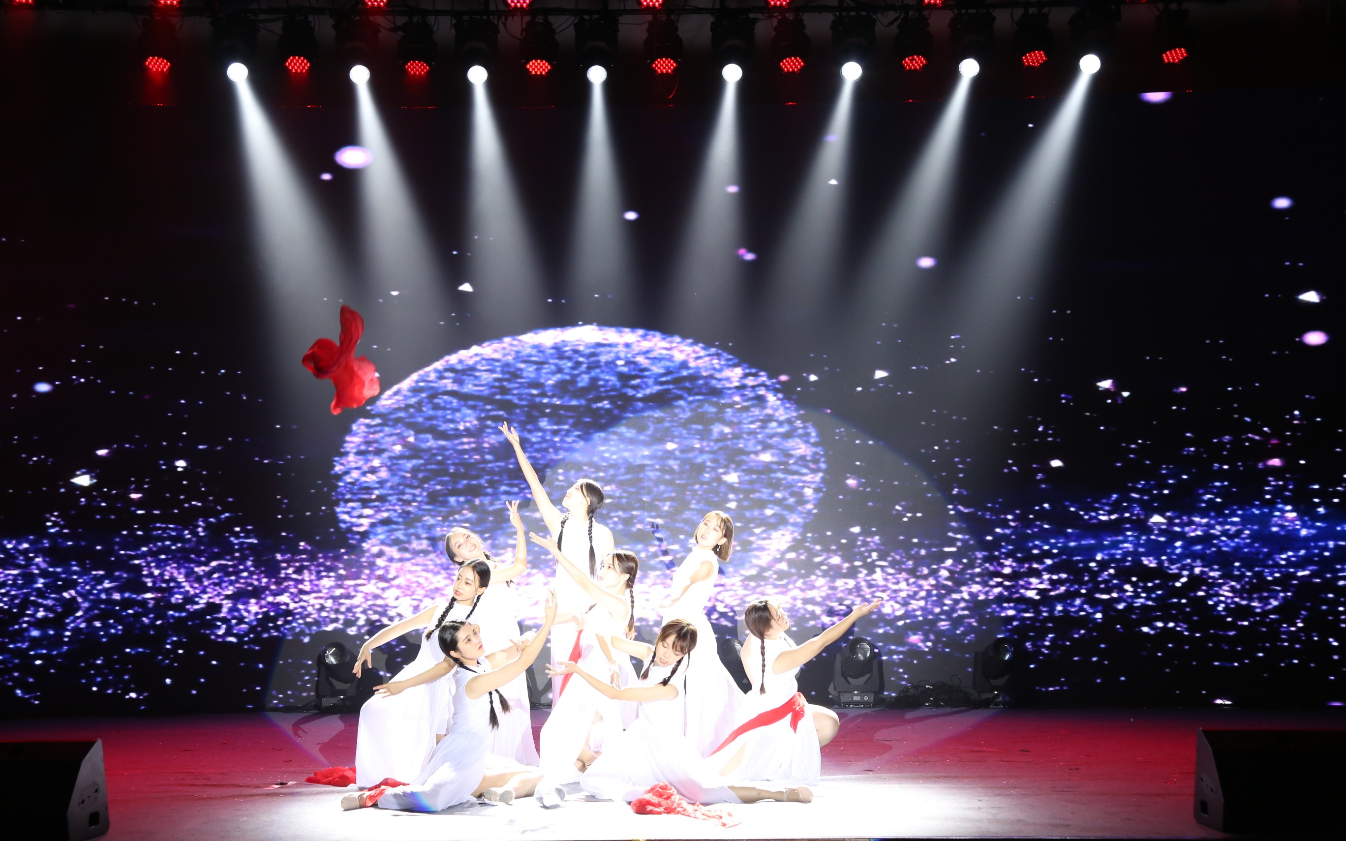 绒花——迎新晚会 by中央财经大学会计学院舞蹈团