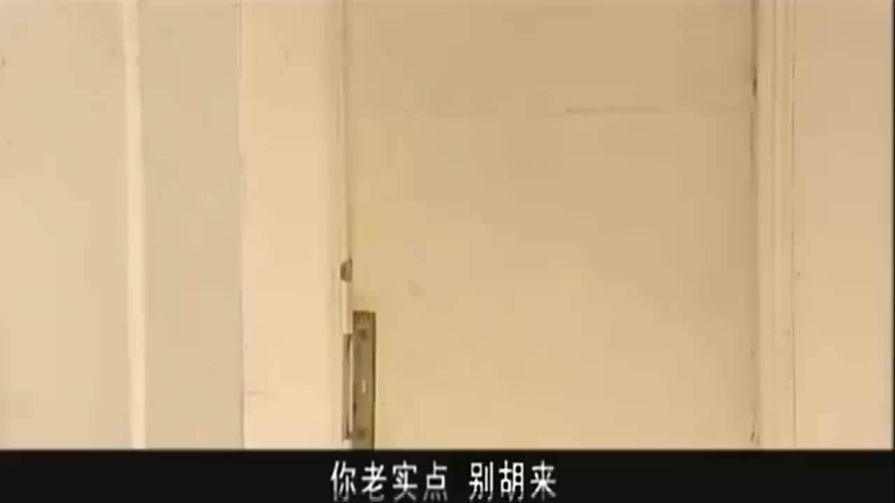 绝不放过你:美女告白硬汉,硬汉强行拒绝,太可惜了