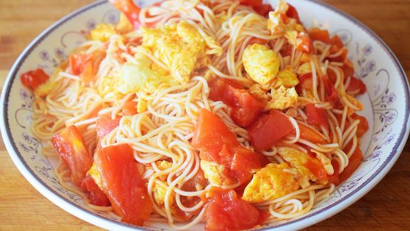 面条这样简单又好吃,5分钟就搞定,出锅被抢光,实在太好吃了