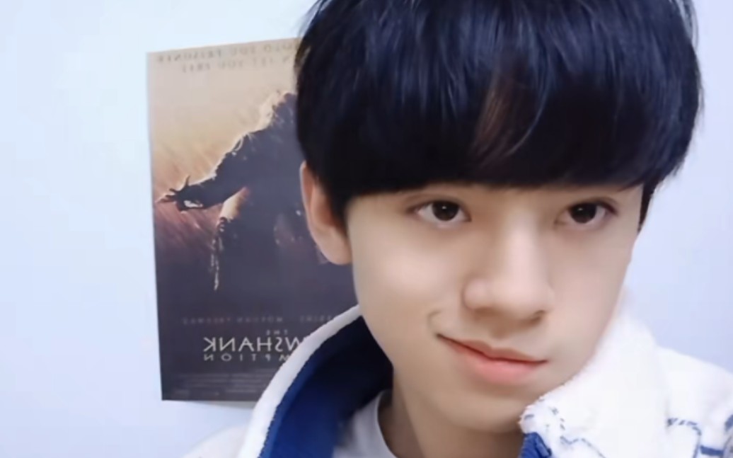 【TF家族三代左航reaction】一起去做的N件事之第七件事 看小左的...