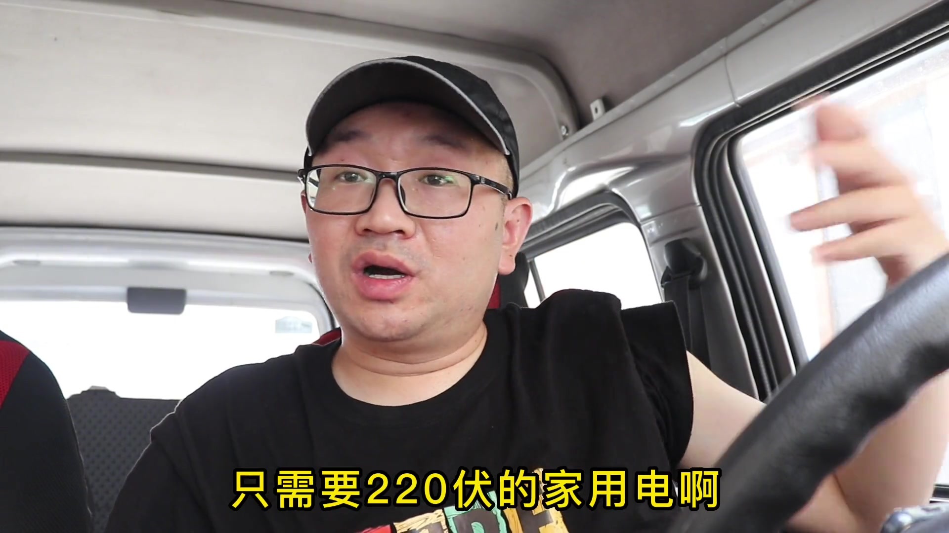 五菱宏光 mini ev 值不值得买,.