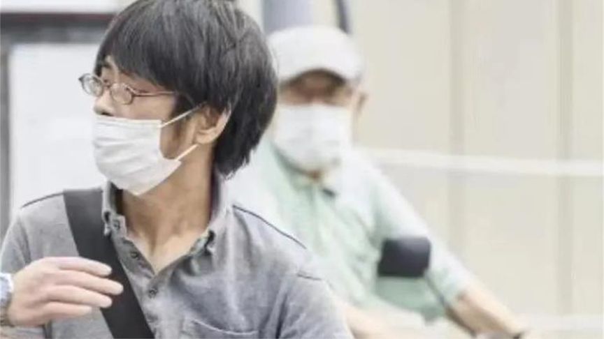 父亲、哥哥自杀!山上彻也获同情,在拘留所收到现金、零食、漫画