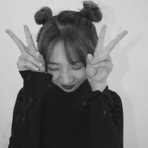 精分少女小琴子 