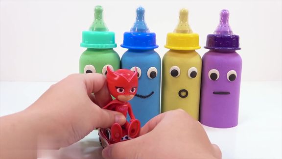 小汽车过家家,用橡皮泥做出各种有趣的玩具,你也加入吧