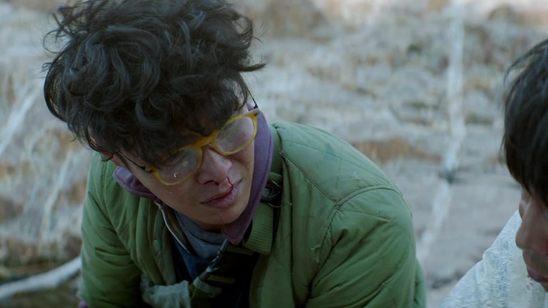 《好戏一出》张艺兴好可怜 黄渤把他鼻血都摔出来了