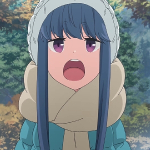 脚踏两条巨轮的男人 