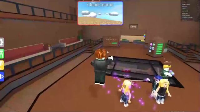 Roblox小游戏模拟器!分秒必争躲避陷阱欢乐向前冲